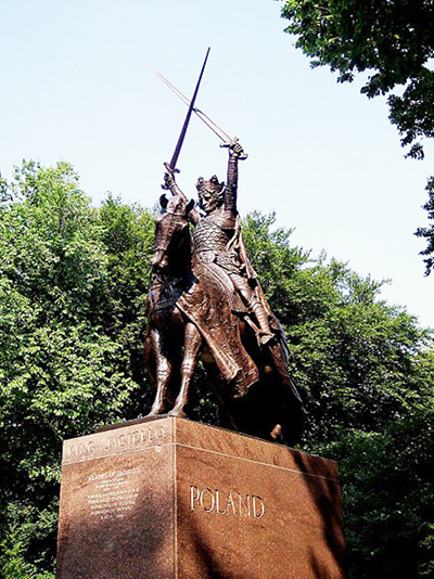 King Jagiello Monument Unveiling Ceremony In Central Park – Post Eagle ...